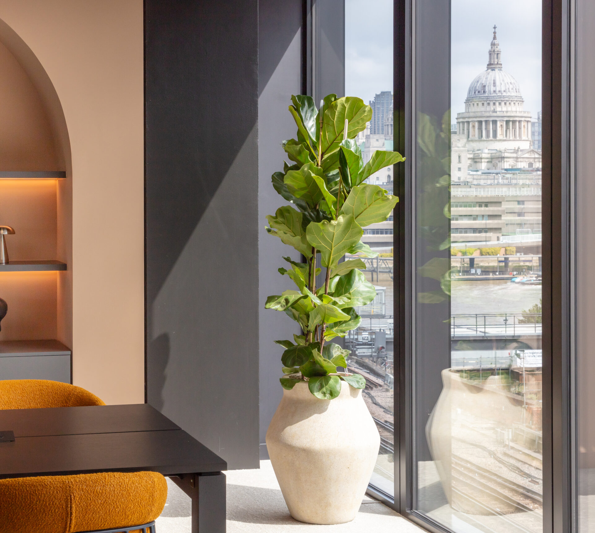 ARBOR - Tomorrow's Workspace for the Next Generation